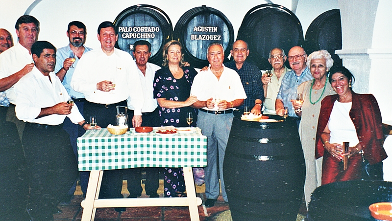 Visita del Presidente Internacional Frank Moore III